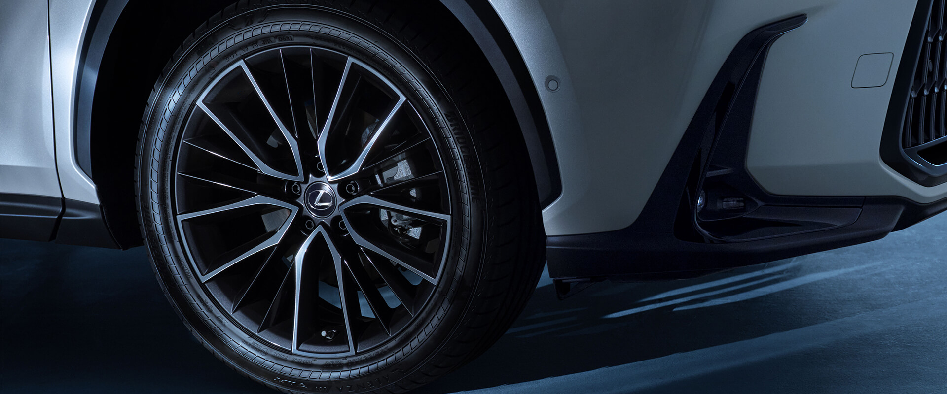 Lexus NX 450h+ | SUV | Crossover | Lexus (Country Name)