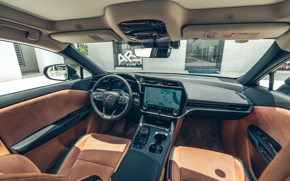 Lexus RZ 450e Luxury | SUV | Electric Vehicle | Lexus