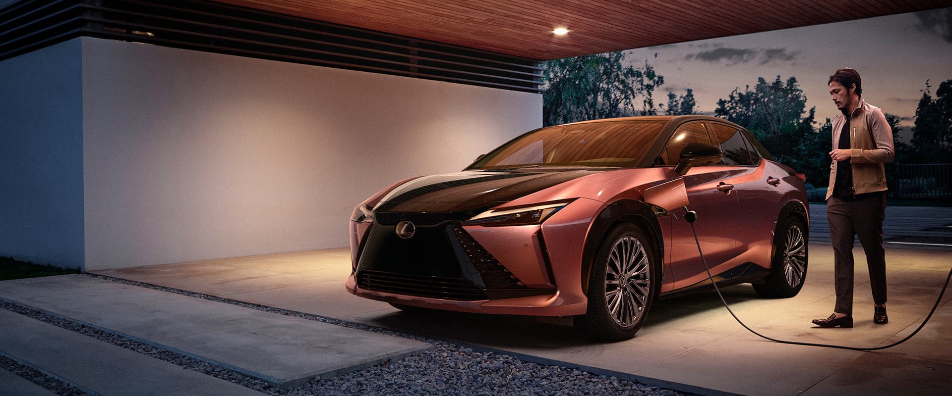 Lexus RZ | SUV | Electric Vehicle | Lexus